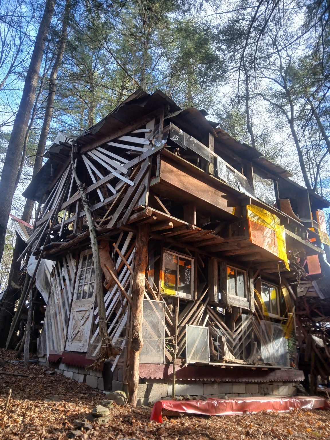 b-home Studio is Artist’s Dream in the Woods – Natural Building Blog