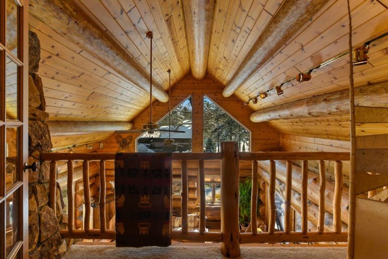 A Rustic Minnesota Log Home – Natural Building Blog