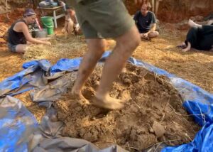 Pros and Cons of Cob Construction – Natural Building Blog