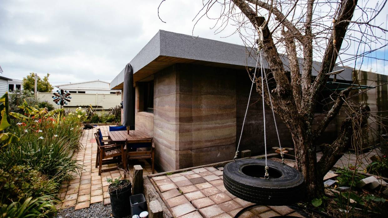 New Zealand Couple Builds Green Rammed Earth Home – Natural Building Blog