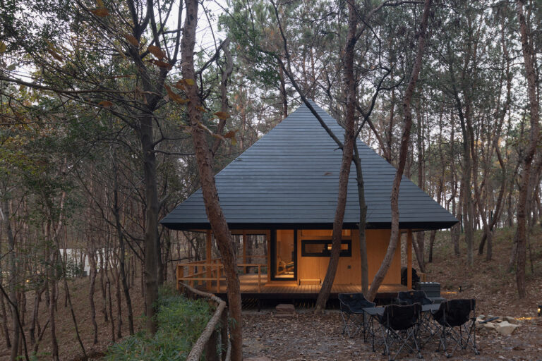 Pyramid Cabins on Fragrant Lake in China – Natural Building Blog
